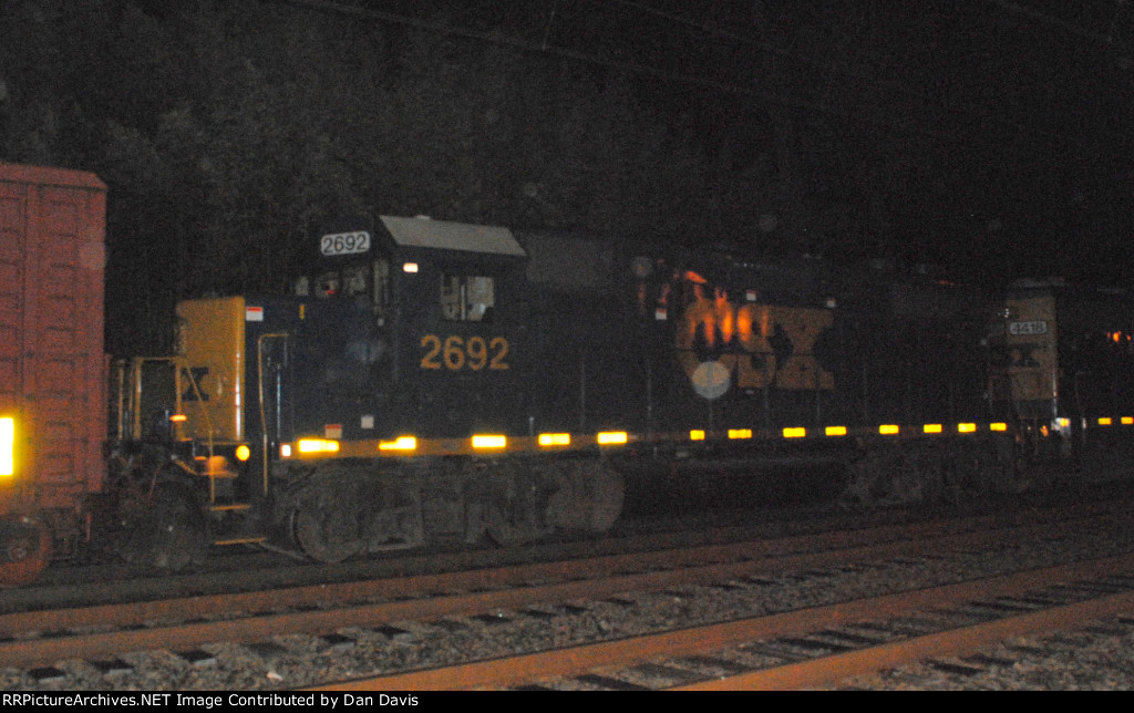 CSX GP38-2 2692 on C746-08